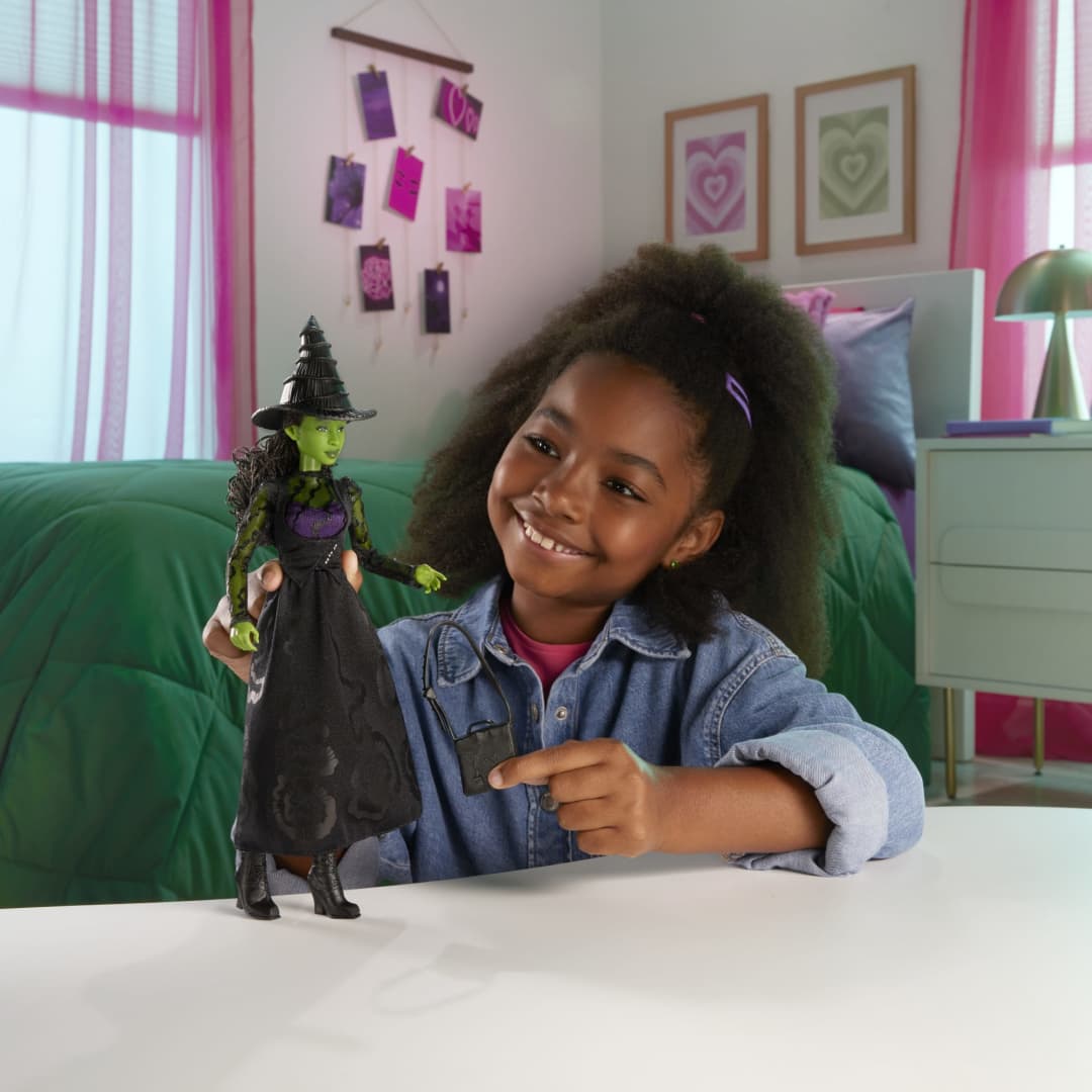 Mattel : Universal Pictures’ Wicked Elphaba Fashion Doll With Removabl ...